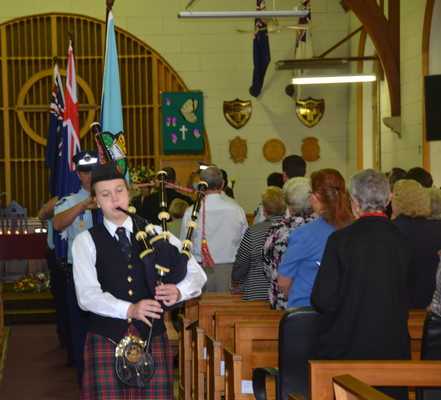 Police remember the fallen | Stanthorpe Today